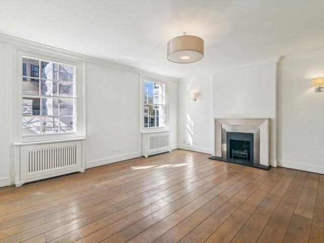William Street, London SW1X, 2 bed flat to rent, £6,500 pcm | PrimeLocation