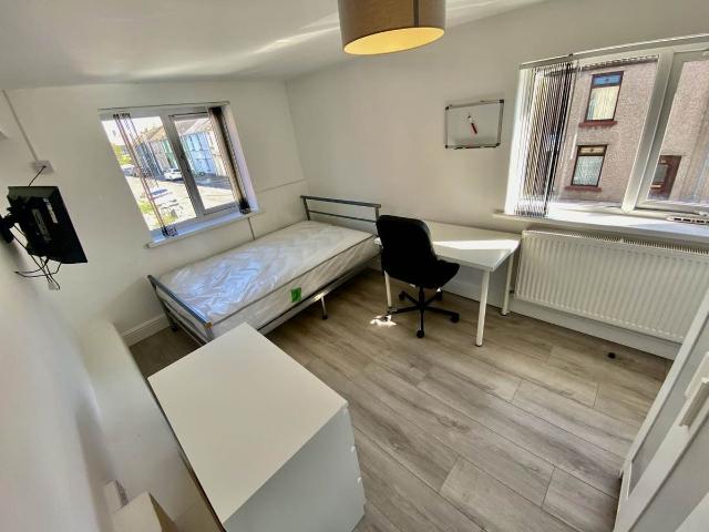 William Street, Sandfields, City Centre, Swansea SA1, 6 bed property to rent, £2,055 pcm | PrimeLocation