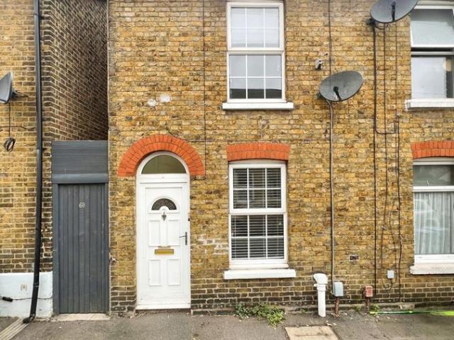 William Street, Sittingbourne ME10, 2 bed terraced house to rent, £1,200 pcm | PrimeLocation