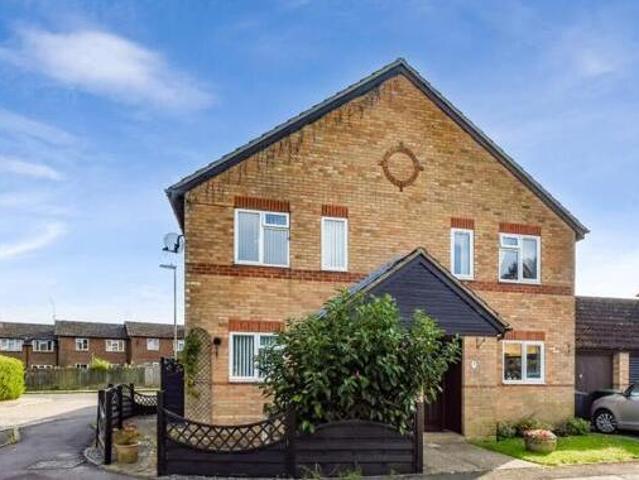 William Way, Alton, 3 Bedroom Semi detached
