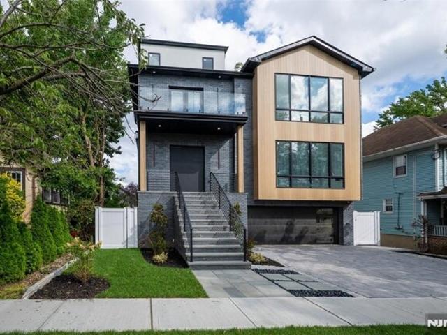 Williams Ter, Cliffside Park, Home For Sale