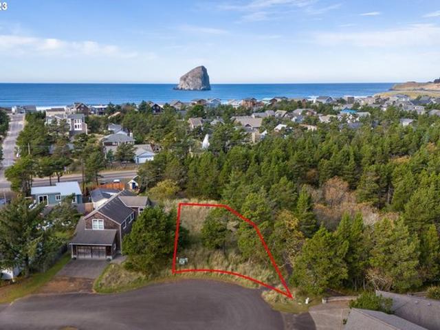 Williams Unit 11100, Pacific City, OR 97135