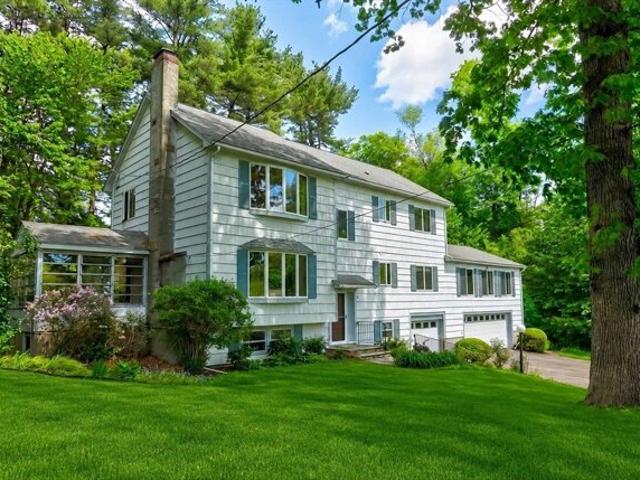 Williams Cir, Burlington, Home For Sale