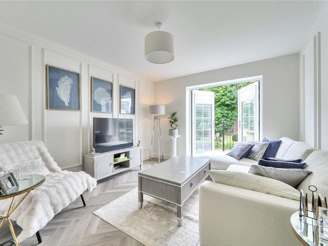 Williams Court, EN2, Enfield