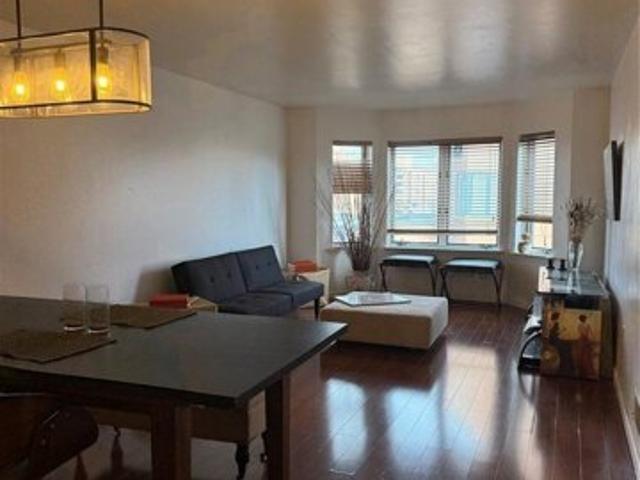 Williams Ct Unit U, Edgewater, Condo For Sale