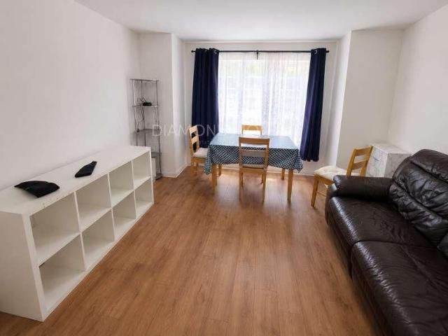 Williams Drive, Hounslow, TW3