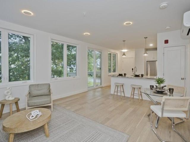 Williams St Unit B, Northampton, Condo For Sale