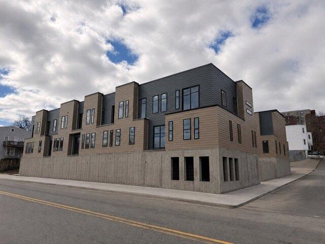 Williams St Unit,chelsea, Condo For Sale