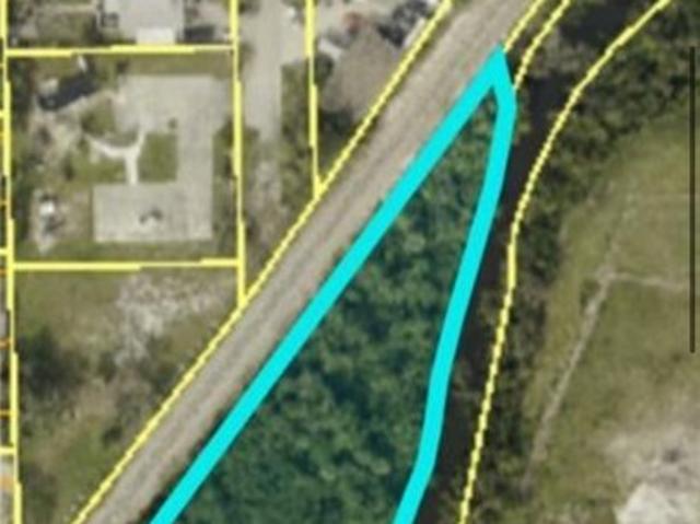 Williams St, Fort Myers, FL 33916 | MLS #2025014