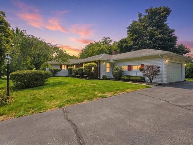 Williston Dr, Longmeadow, Home For Sale