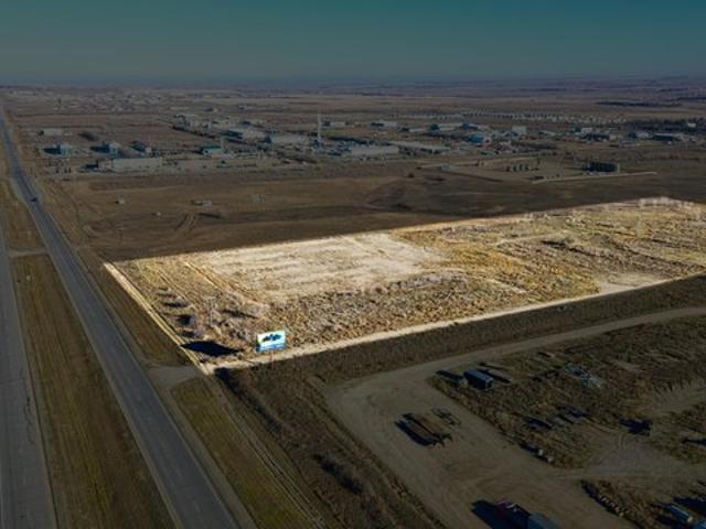 Williston, ND 58801