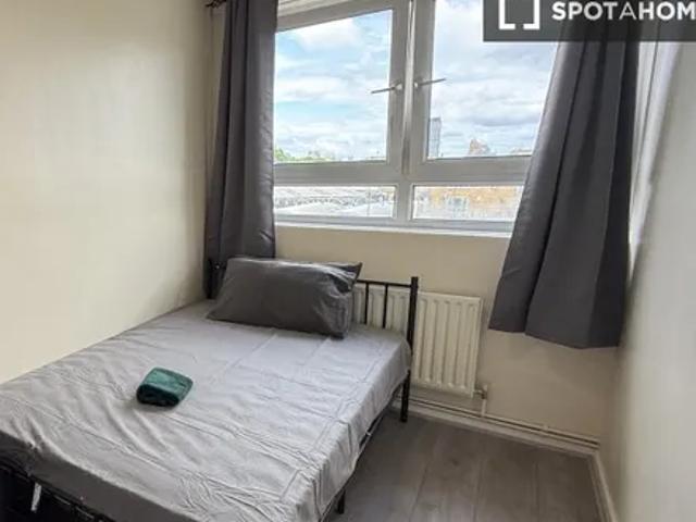 Willis Street, London, E14 6LR, United Kingdom | Room for rent #148004599 | Rentberry