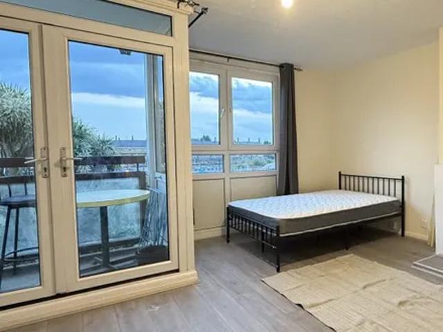 Willis Street, London, E14 6LR, United Kingdom | Room for rent #148004688 | Rentberry