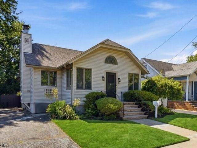 Willis Pl, Roselle Park, Home For Sale