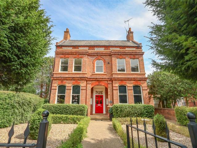 Willoughby House, Church Street, Southwell, Nottinghamshire NG25, 2 bed flat to rent, £925 pcm | PrimeLocation