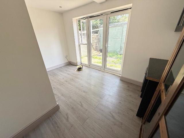 Willoughby Lane, Tottenham N17, Room to rent, £950 pcm | PrimeLocation