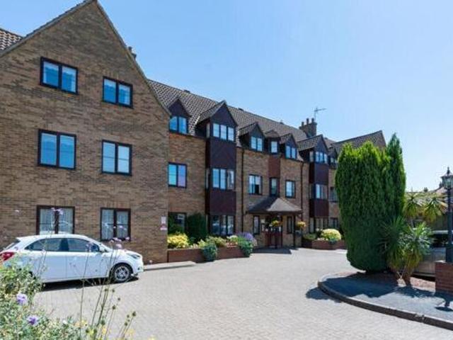 Willoughby Road, Boston, 2 Bedroom Apartment