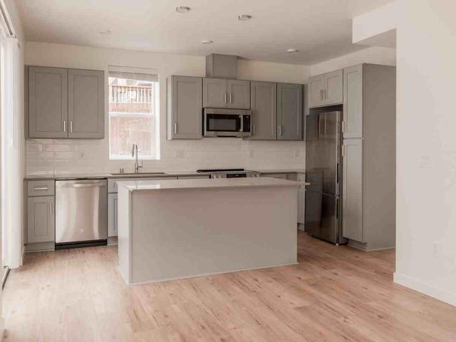 Willow Cottages 2 Bedroom Home for Rent at 4256 S Willow St, Seattle, WA 98118 Brighton