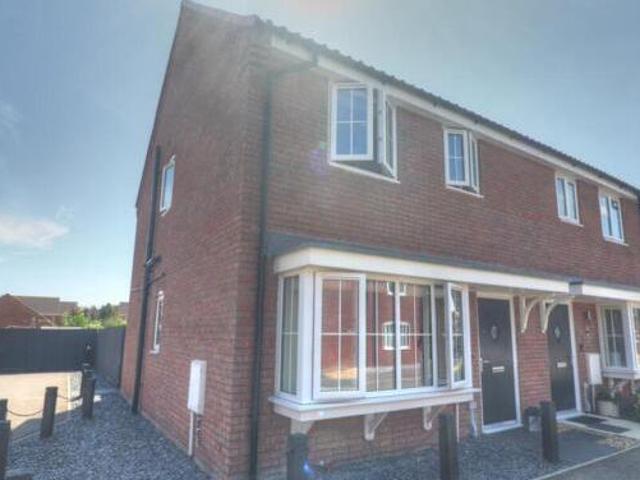 Willow Court, Cowbit, 3 Bedroom Semi detached