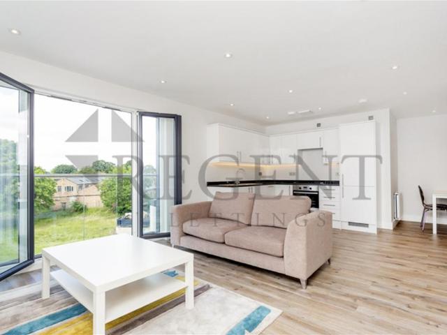 Willow Court, Cambridge Road, KT1 2 bed apartment to rent £1,775 pcm £410 pw