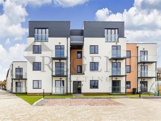 Willow Court, Cambridge Road KT1, 2 bed flat to rent, £1,850 pcm | PrimeLocation