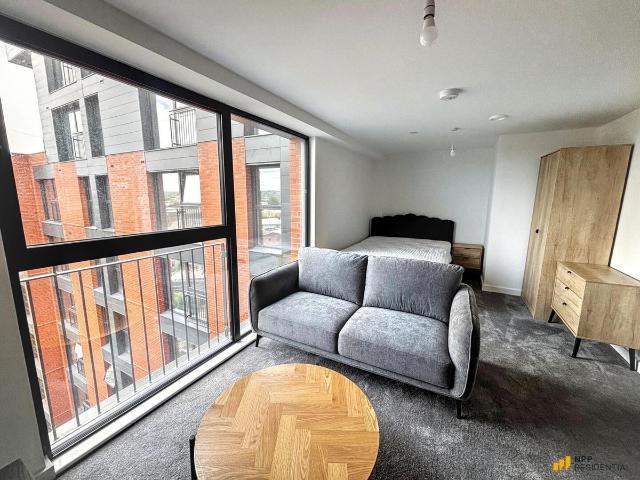 Willow Court, Ford Lane, Salford M6, Studio to rent, £1,000 pcm | PrimeLocation