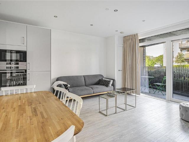 WILLOW COURT, HEADINGTON, OX3 1 bed apartment to rent £1,700 pcm £392 pw