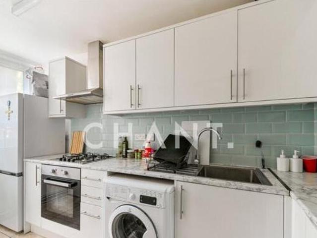 Willow Court, London, 3 Bedroom Apartment
