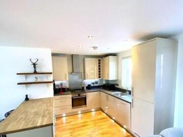 Willow Court, Maidenhead, 2 Bedroom Flat