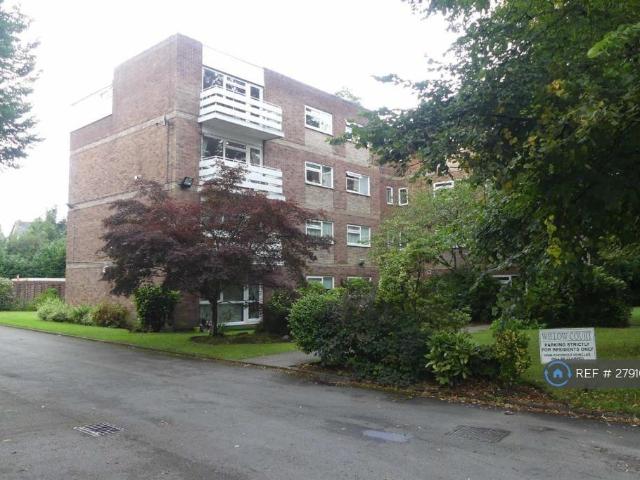 Willow Court, Manchester, M14 3 bed penthouse to rent £1,925 pcm £444 pw