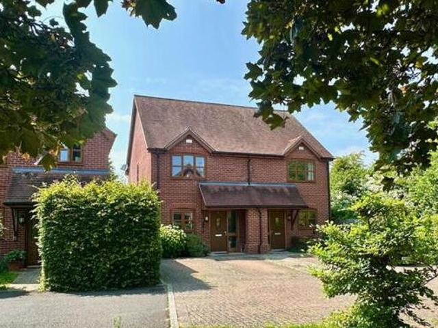 Willow Close, Cholsey, 2 Bedroom Semi detached