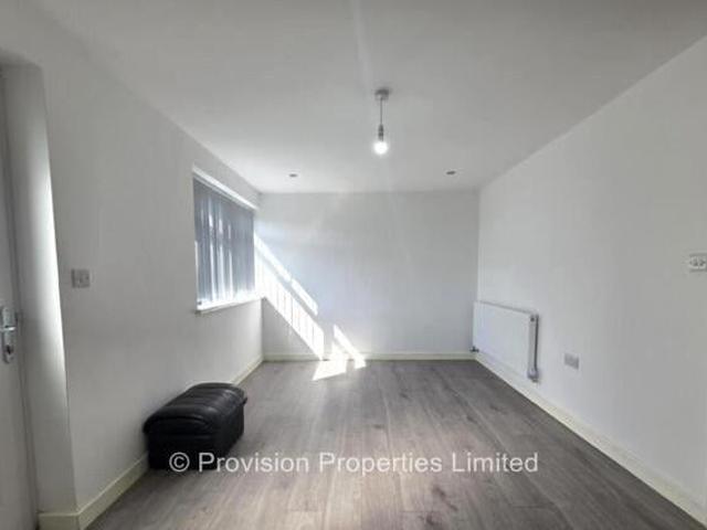 Willow Close, Burley, 3 Bedroom End