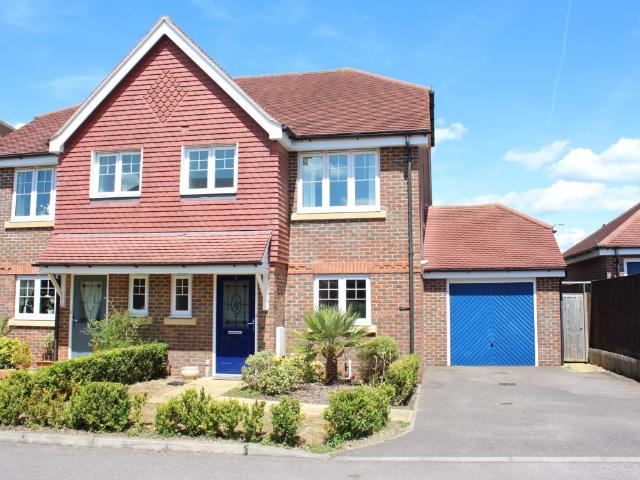 Willow Close Maidenhead Berkshire