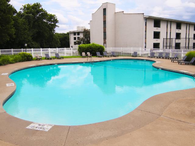 Willow Creek 2 Bedroom Apartment for Rent at 201 W 99th Ter, Kansas City, MO 64114 Willow Creek