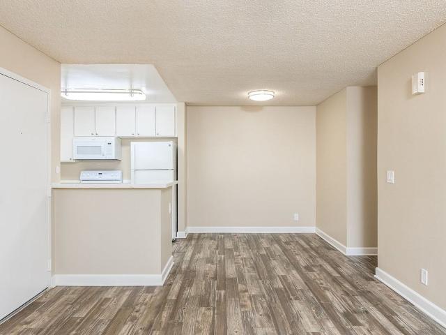Willow Creek Apartments 2 Bedroom Apartment for Rent at 9413 Winter Gardens Blvd, Winter Gardens, CA 92040 Winter Gardens