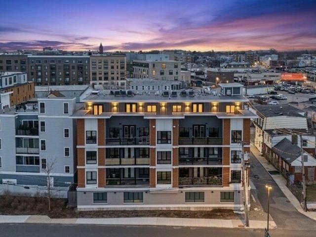 Willow Ct Unit,boston, Condo For Sale