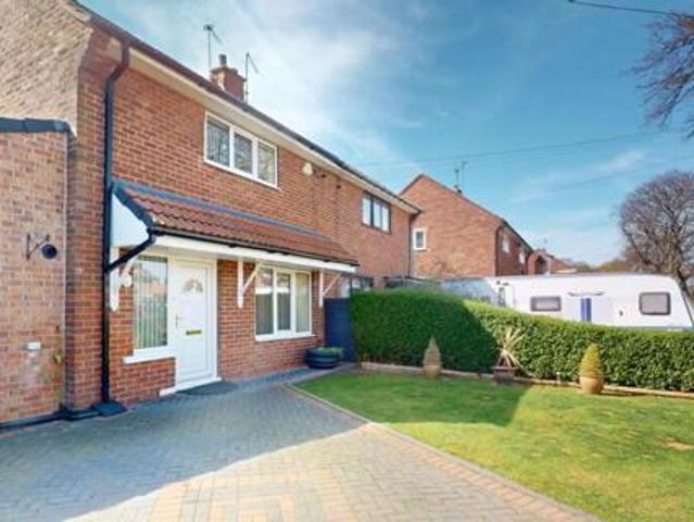 Willow Avenue, Cantley, 2 Bedroom Semi detached
