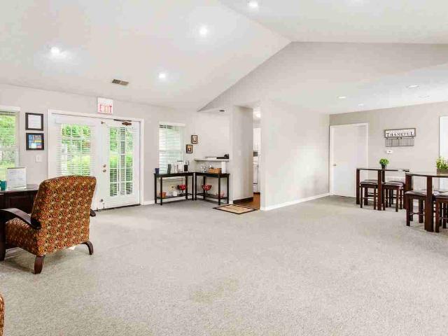 Willow Bend 3 Bedroom Apartment for Rent at 1531 Whispering Willow Ln, Columbus, OH 43026 Sweetwater