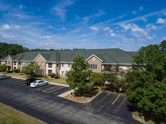 Willow Brook Greens 2 Bedroom Apartment for Rent at 17465 River Birch Dr, Brookfield, WI 53045