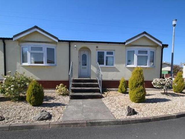 Willow Brook, Station Road, 2 Bedroom Mobile
