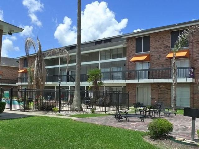 Willow Gardens Apartments 2 Bedroom Apartment for Rent at 101 Glouchester Rd, Lafayette, LA 70506
