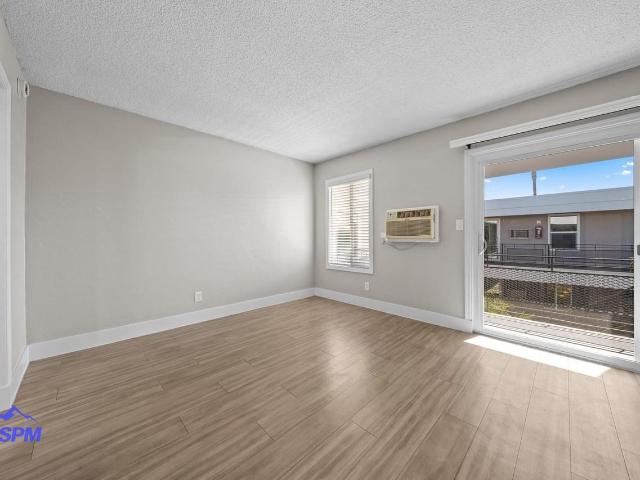 Willow Glen Apartments 2 Bedroom Apartment for Rent at 3635 College Ave, San Diego, CA 92115 Redwood Village Rolando Park