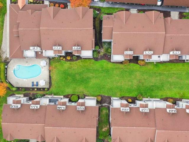 Willow Green Village 1 Bedroom Apartment for Rent at 6501 20th St E, Fife, WA 98424 Fife