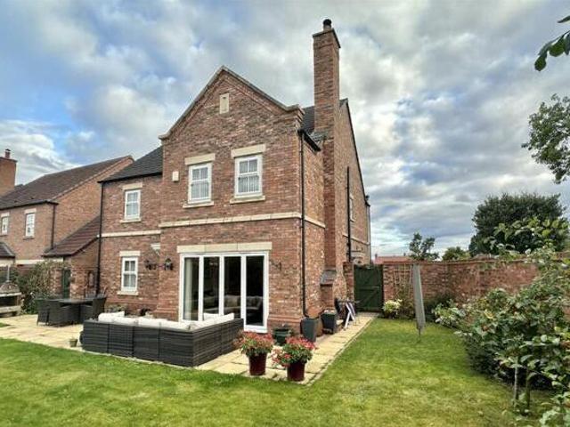Willow Grove, Dalton, 4 Bedroom Detached