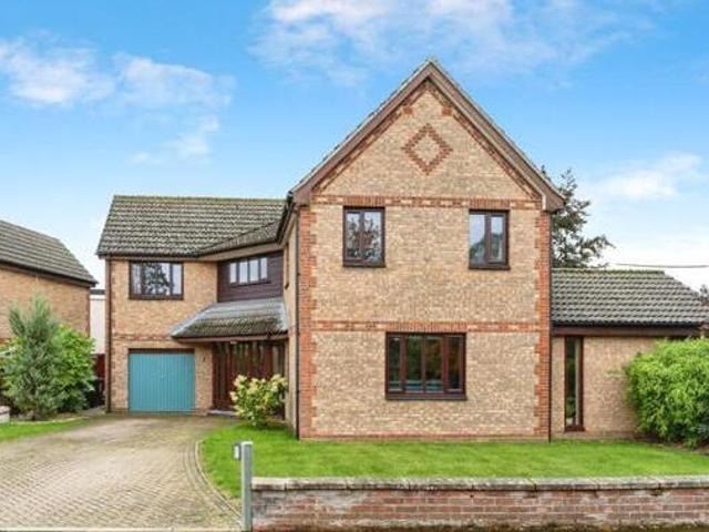 Willow Grove, Lode, 4 Bedroom Detached