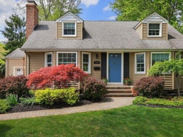 Willow Grove Rd, Westfield, Home For Sale