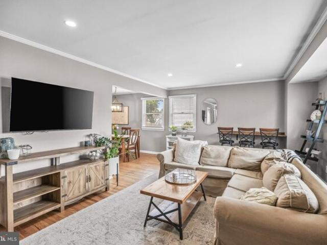 Willow Dr, Cinnaminson, Home For Sale