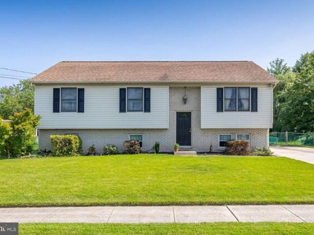 Willow Dr, Gibbstown, Home For Sale