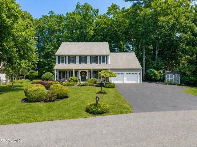 Willow Dr, Delmar, Home For Sale