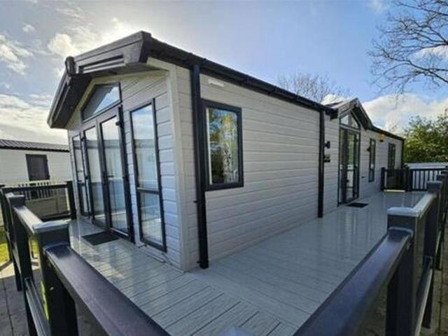 Willow Lake, Thorpe St. Peter, 2 Bedroom House
